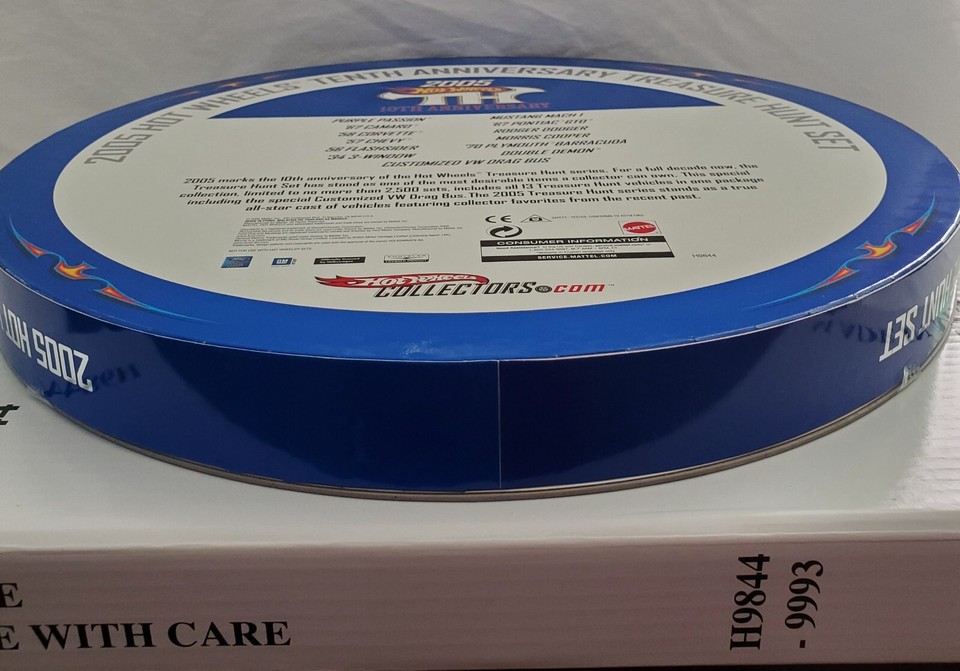 Hot Wheels Collectors HWC Red Line Club RLC Treasure Hunt Set 2005 10th ...