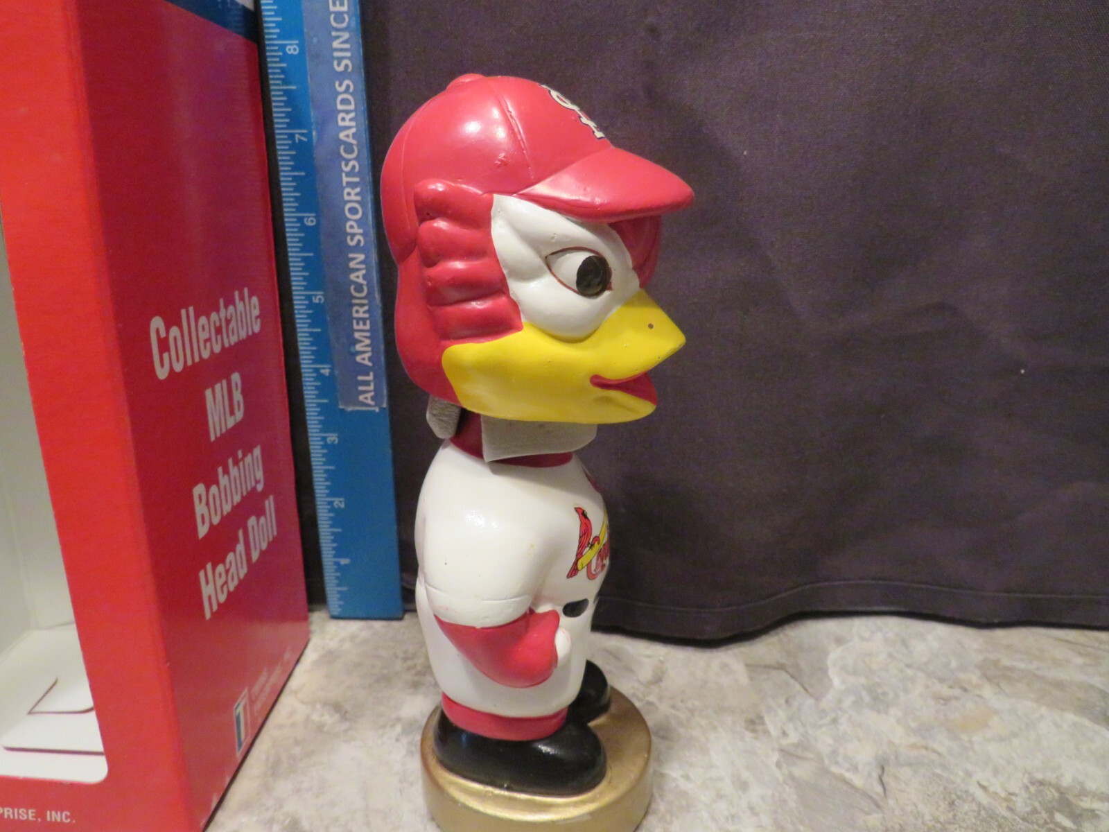 2000 TEI ST. LOUIS CARDINALS MASCOT FRED BIRD GOLD BASE VARIATION ...