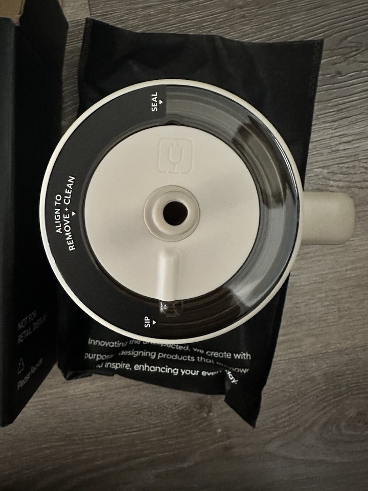 Brumate Tan Checkered Era 30oz (Limited Edition) w/Magnetic Straw Cover ...