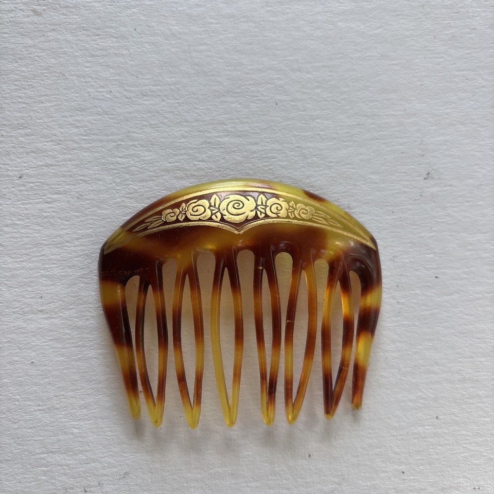 Set of 3 plastic Faux Tortoise shell hair combs VINTAGE 2 made in ...