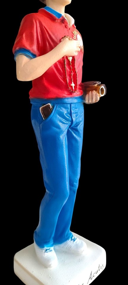 Carlo Acutis statue - Patron of Youth and Computer Programmers Figure ...