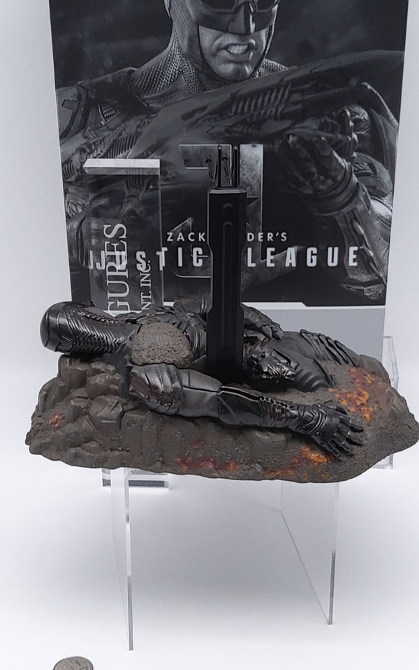 Hot Toys TMS085 Batman Tactical Batsuit 1/6 action Figure's Base Stand ...