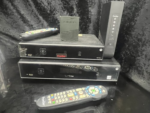 Arris Frontier VMS1100 IPC1100 P2 Set Top Box, DVR, Power Cord & Remote ...
