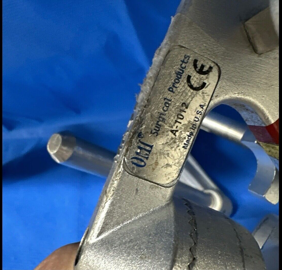 OMI Integra Mayfield Neurosurgical Frame and Horseshoe Headrest | eBay