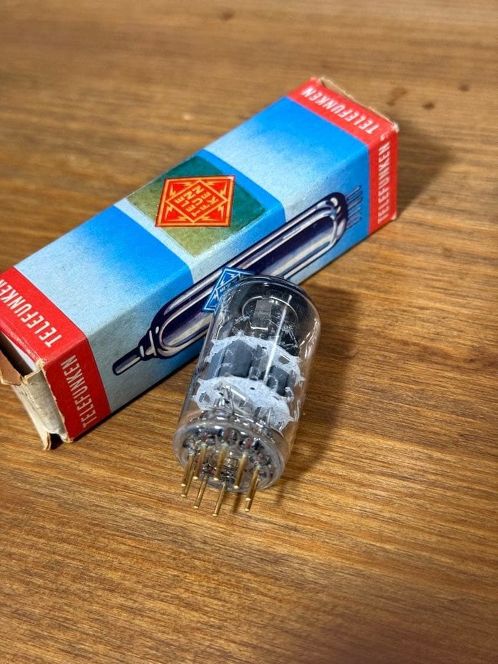 TELEFUNKEN ECC803S Vacuum Tube Original Packaging with Wear and Tear No ...