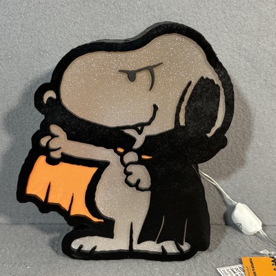 New Snoopy Vampire Lighted Figurine Peanuts Spooky Fun Halloween Decor ...