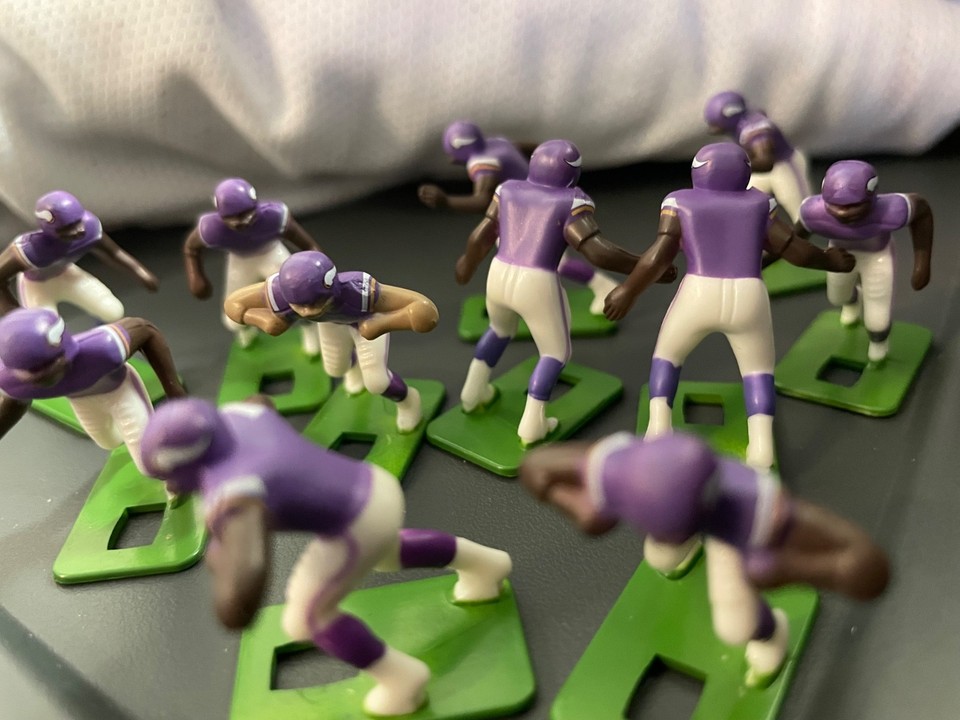 Electric football figures Vikings | eBay