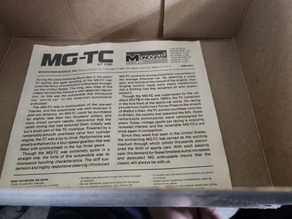 Monogram MG-TC British Sports Car 1/25 Scale Model Kit - OPEN BOX - FOR ...
