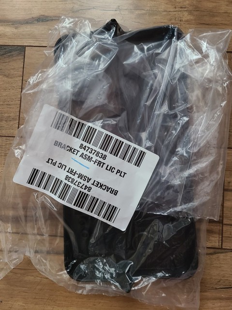 GMC SIERRA 2500HD CHEVROLET FRONT LICENSE PLATE HOLDER BRACKET GM ...