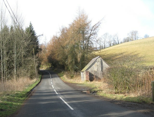 Photo 6x4 Derelict farm building near Catslackburn Sundhope c2009 | eBay