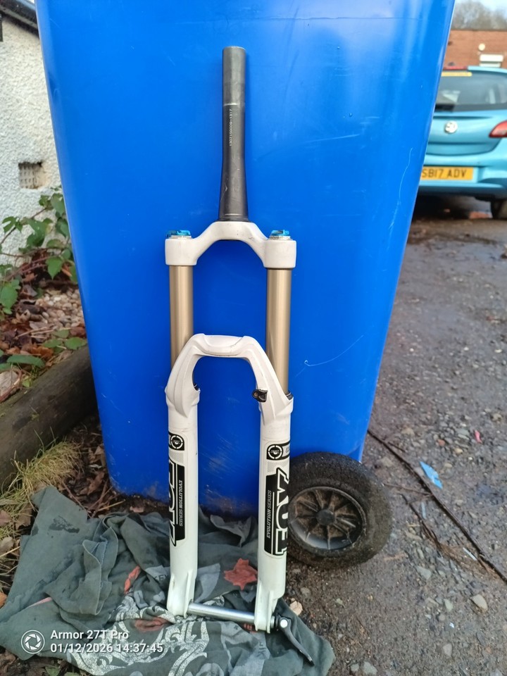 Fox 32 Evolution 27.5” Mountain bike Forks air float 15mm x 100mm axle ...