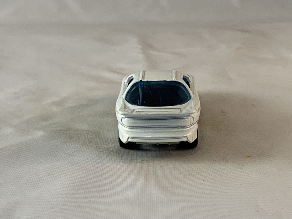 Hot Wheels Pontiac IROC Firebird 2011 Main Street White OH5SPs | eBay