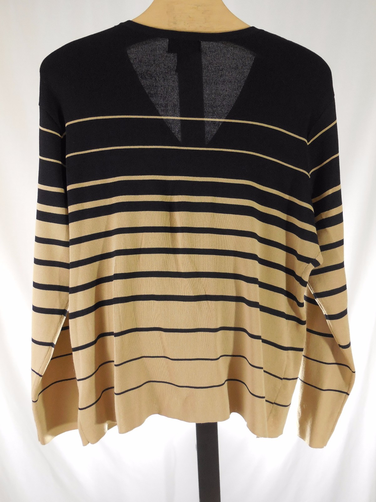 B10 WOMANS BLACK TAN STRIPED V NECK CARDIGAN SWEATER FINITY PLUS 2X | eBay