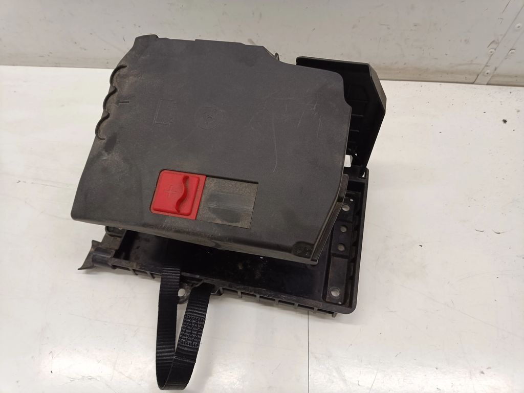 Mercedes-Benz GLA H247 2023 Batteriekasten A1776204201 NAR93670 | eBay