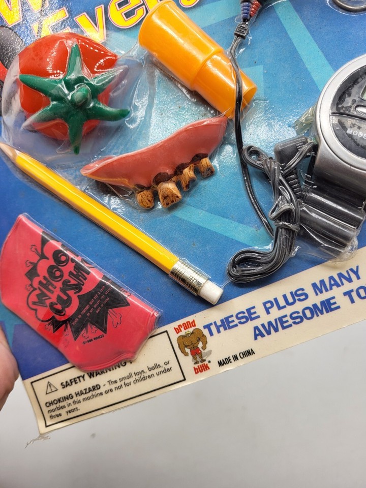 Vintage Y2K Vending Machine Display Card Toys Teaser Spy Gear Joke Gags ...