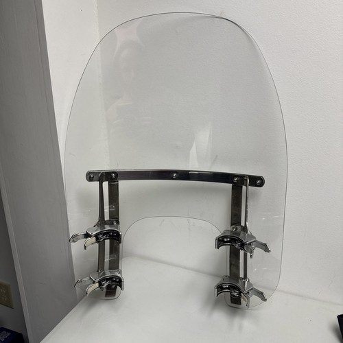 Harley Davidson Wind Splitter Quick-Release Compact 18 in. Windshield ...