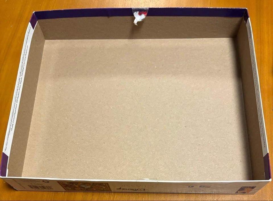 Disney Classics 2000-Piece Jigsaw Puzzle, 38x26, used, charming ...