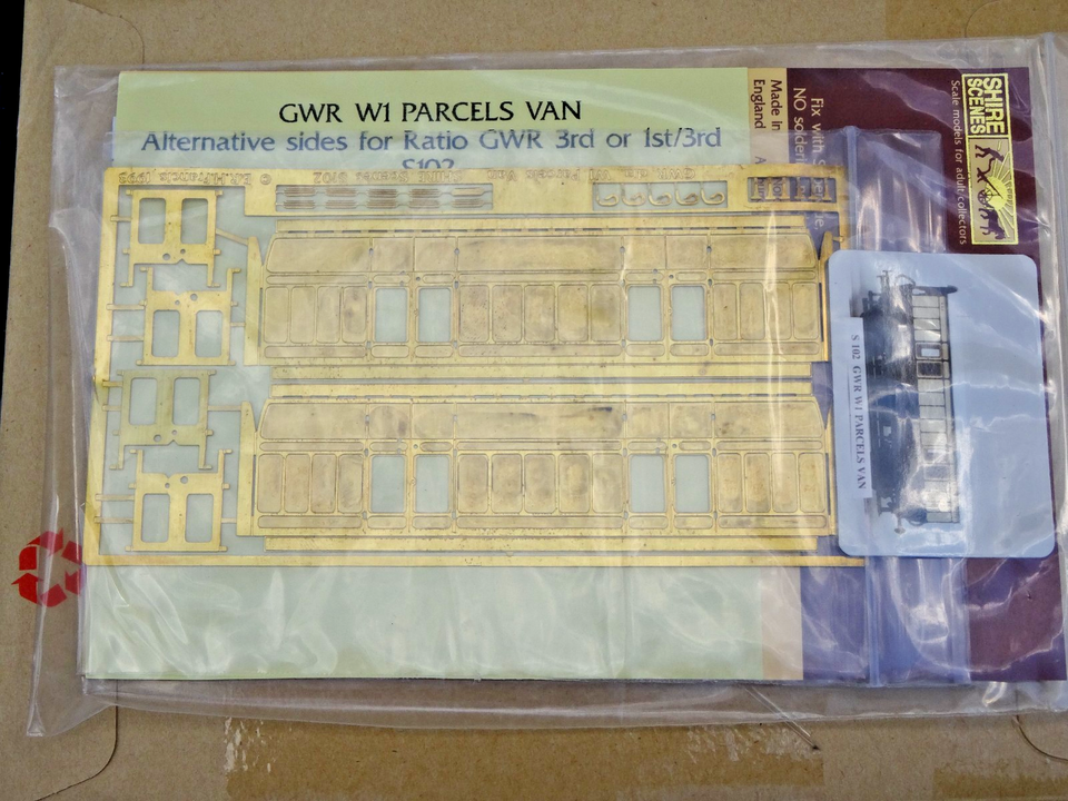 Shires Scenes S102 GWR W1 Parcels Van Brass Sides for Ratio Coaches 00 ...