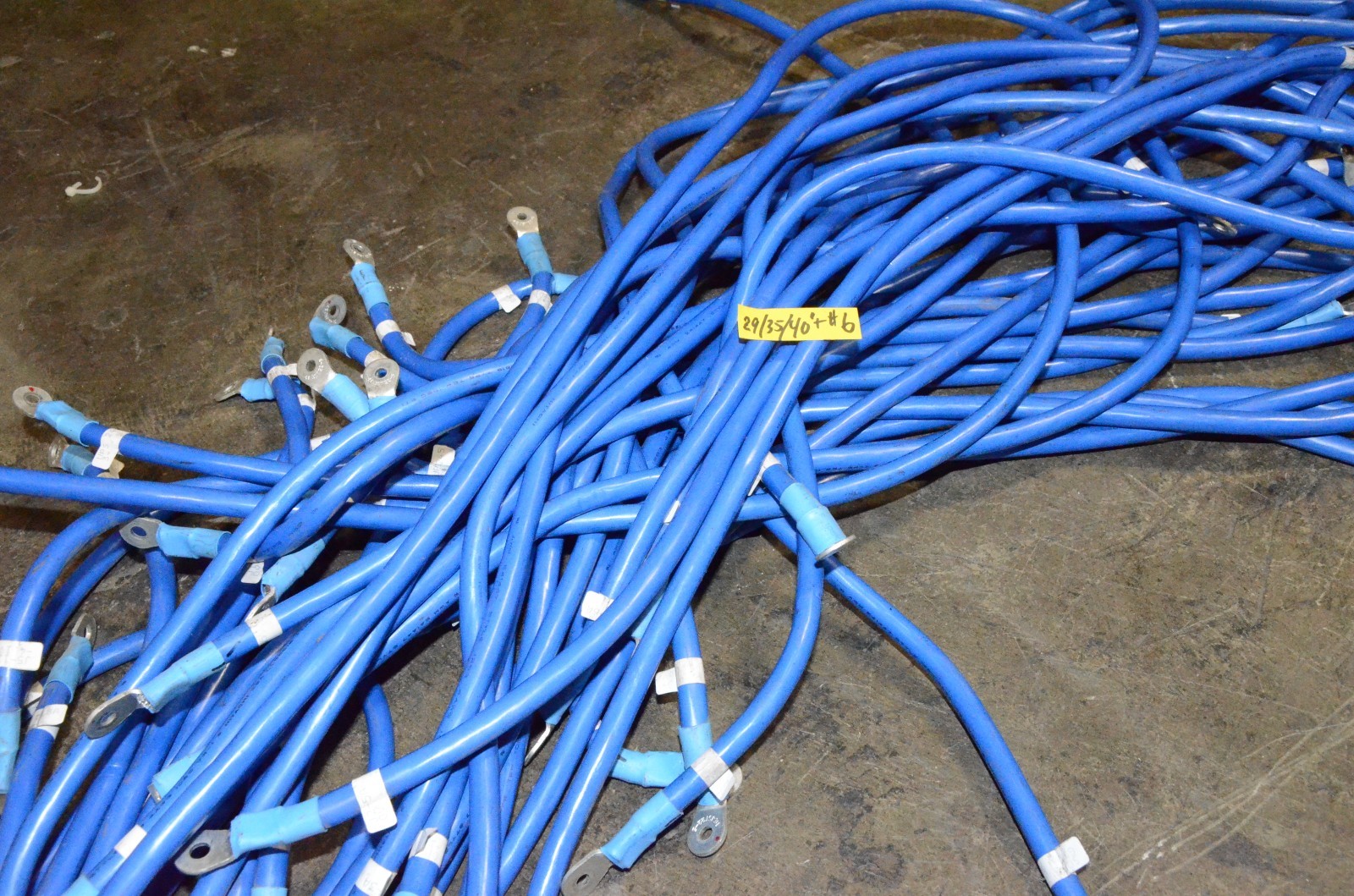 4 Gauge Tinned Copper Standed Wire With Lug & Cable Power Supply Slot ...