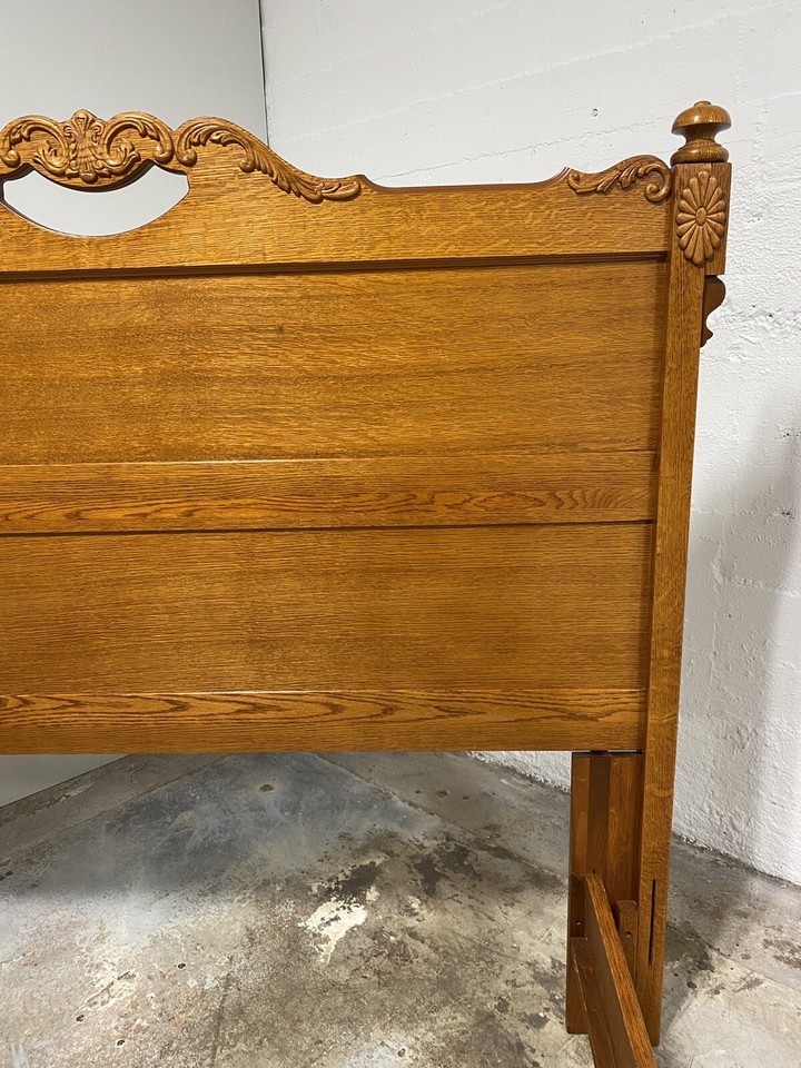 Lexington Furniture Victorian Sampler Collection Panel Full Bed Frame ...