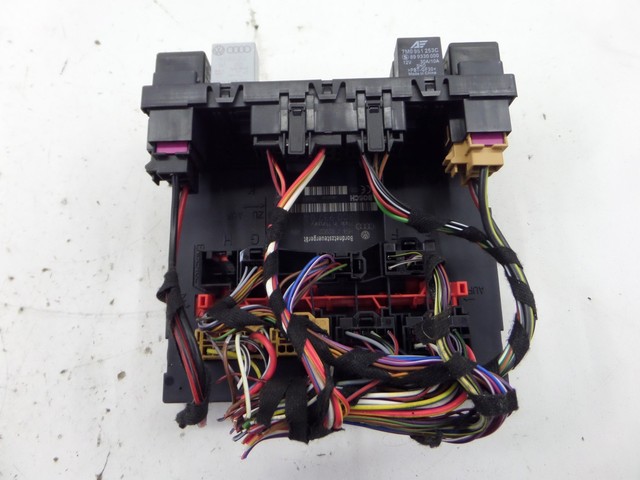 06 Volkswagen PASSAT Body Control Module Unit BCM BCU OEM 3C0937049 for ...