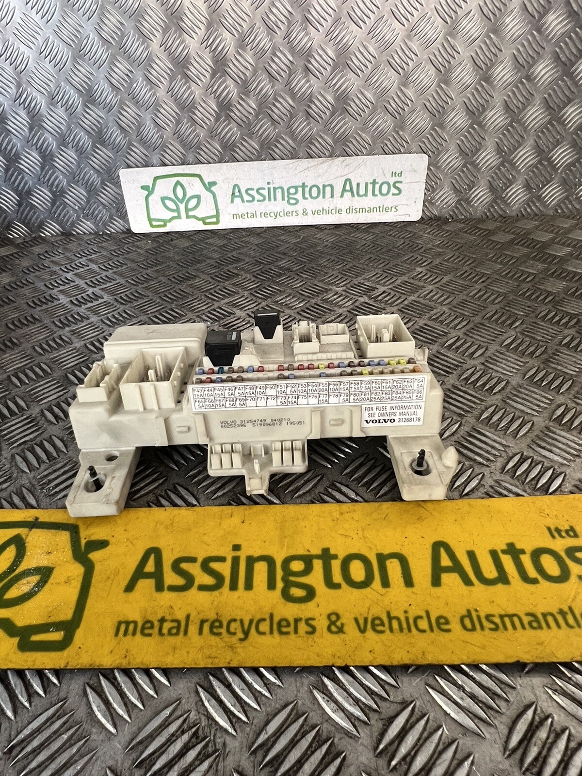 Volvo V50 2008 Diesel Fuse Module 31254903 Lgi10397 for sale online | eBay