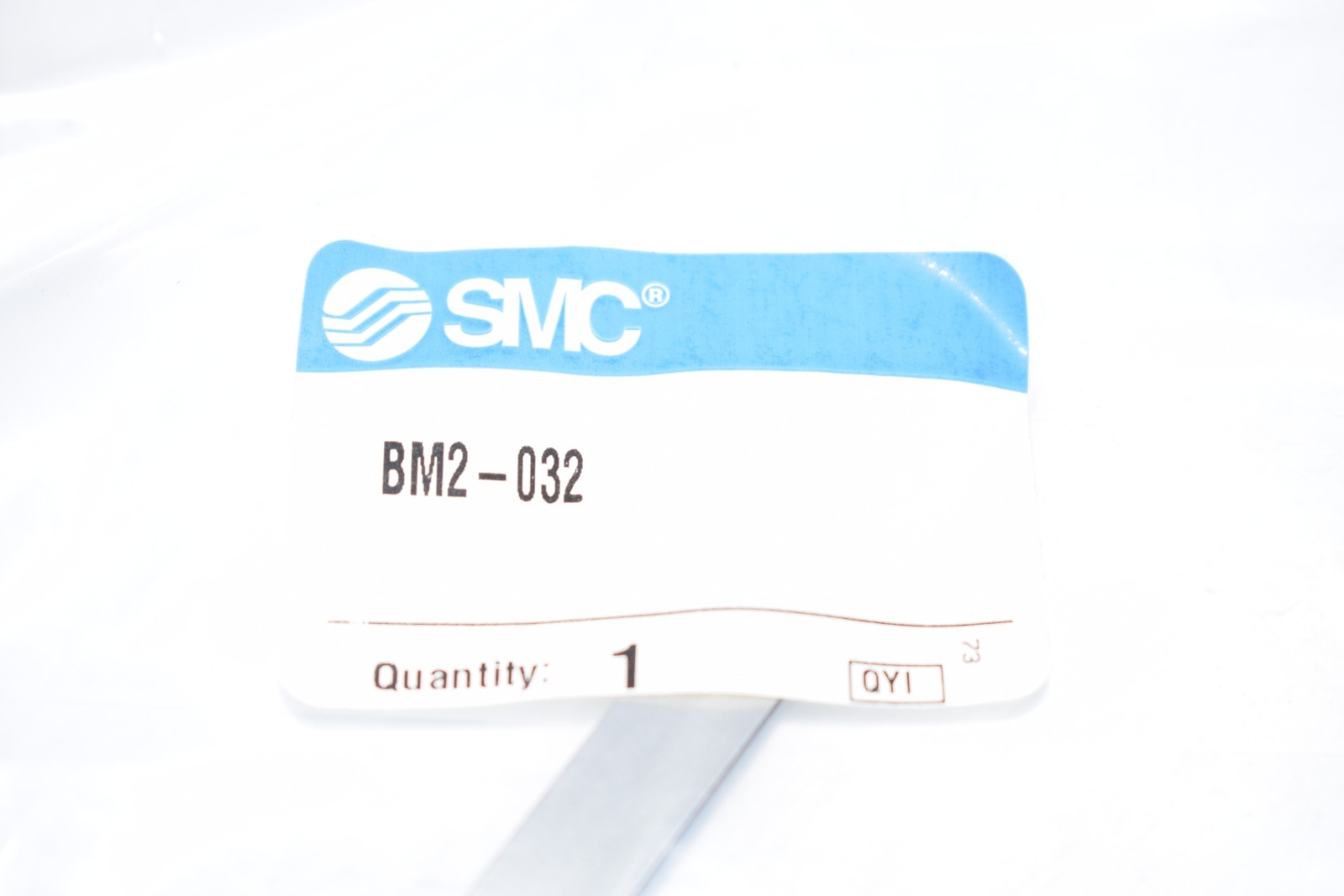 NEW SMC BM2-032 mounting bracket AUTO-SWITCH BRACKET | eBay