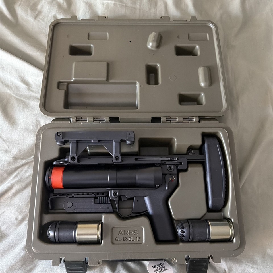 Ares M320/GL-12 Airsoft Launcher with Case And 3 Gas Grenades | eBay