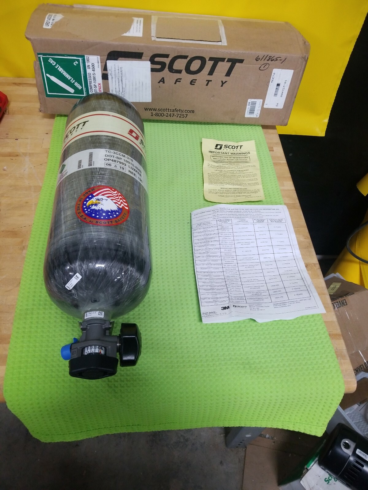 Scott Safety SCBA Cylinder 4500 psi Carbon Fiber Gray 804723-01 5EET0 ...