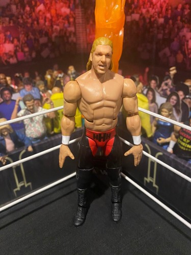 Triple H WWE Elite Monday Night War Action Figure Hunter Hearst ...