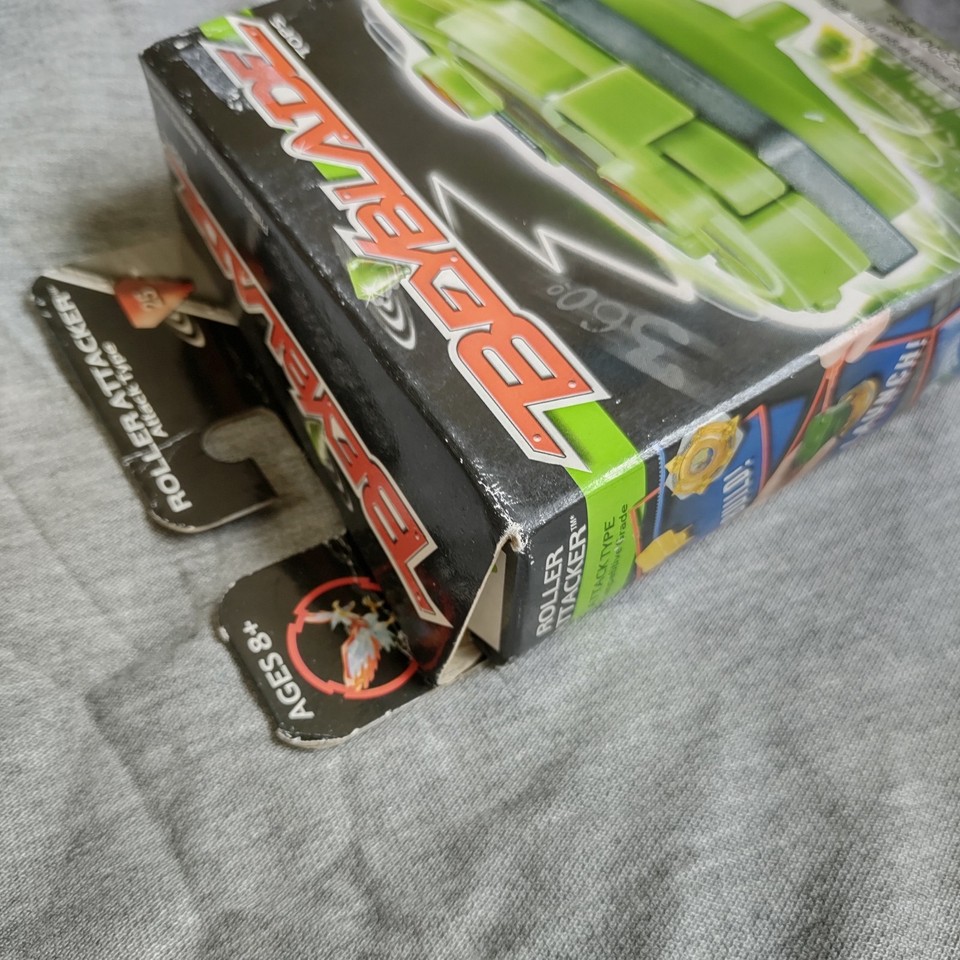 02 Ultimate Saizo, 25 Roller Attacker USA ver. - Hasbro Beyblade Tops ...
