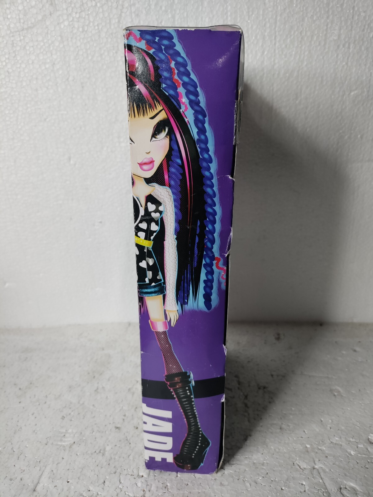 BRATZ TWISTY STYLE JADE DOLL 11.5 I'M TALL UNLEASH YOUR PASSION FASHION ...