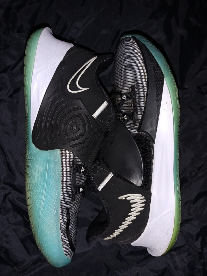 Size 13 - Nike Kyrie 3 Low Moon | eBay