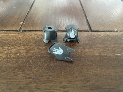 Authentic LEGO Lord of the Rings Uruk-hai Handprint Shield and Helmet ...