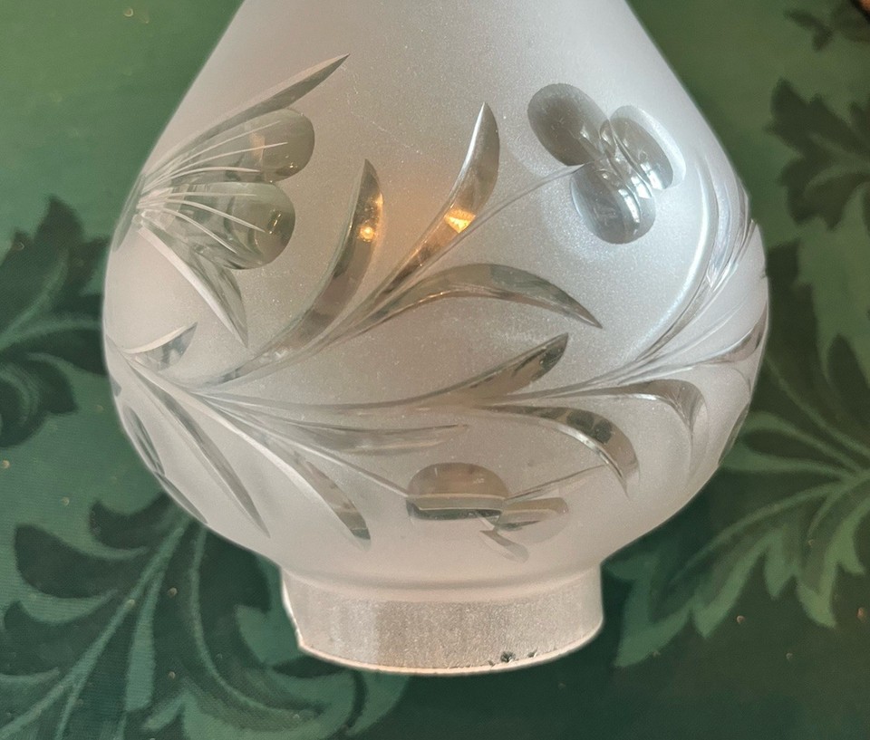 Nice Victorian Wheel Cut Astral Solar Oil Kerosene Electric Lamp Shade ...