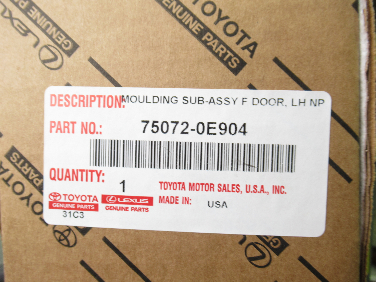 Genuine OEM Toyota 75072-0E904 Driver LH Front Rocker Molding 2014-19 ...