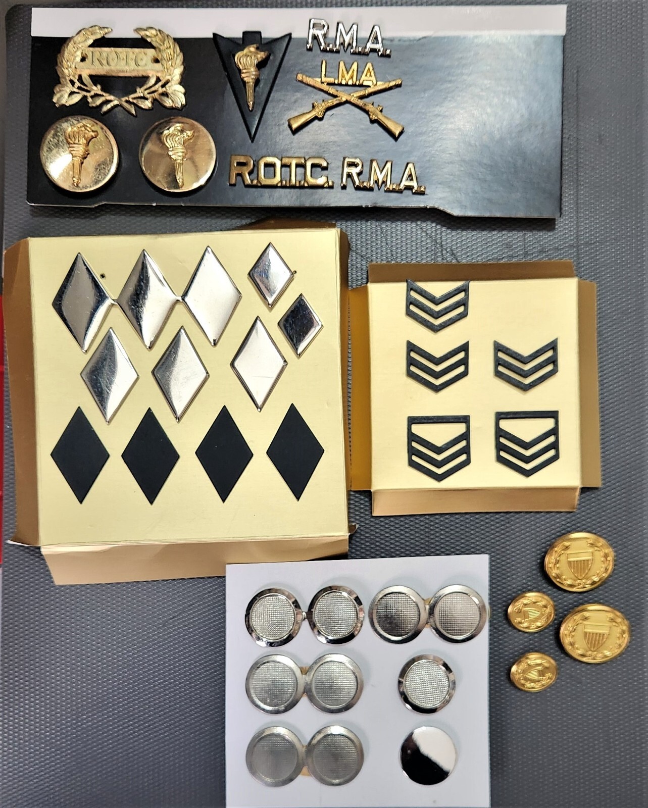 Nice lot of US army ROTC badges,ranks . (lot 125) . | eBay