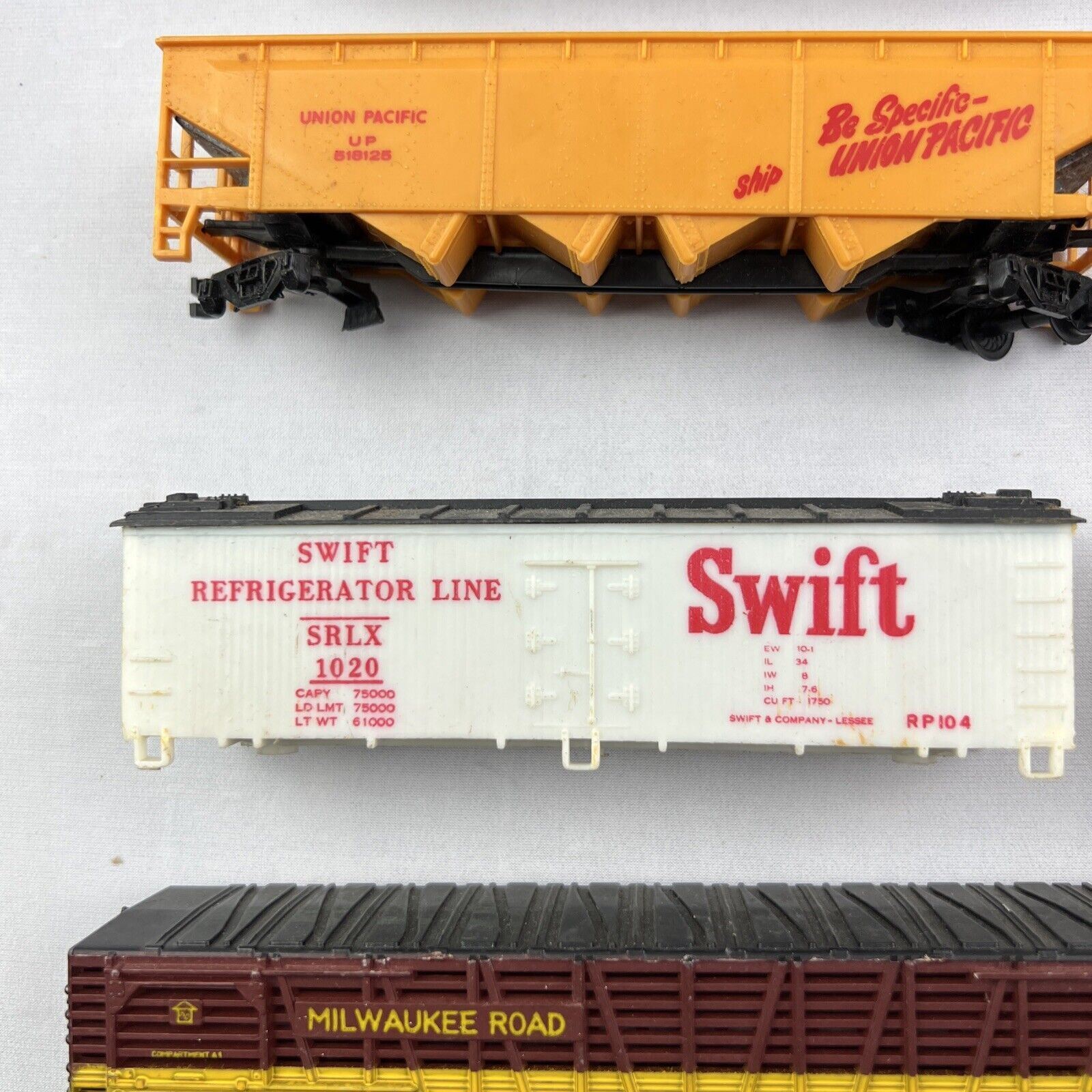 Mixed Lot of Vintage AHM HO Scale Trains / Shells / Base Pieces ...