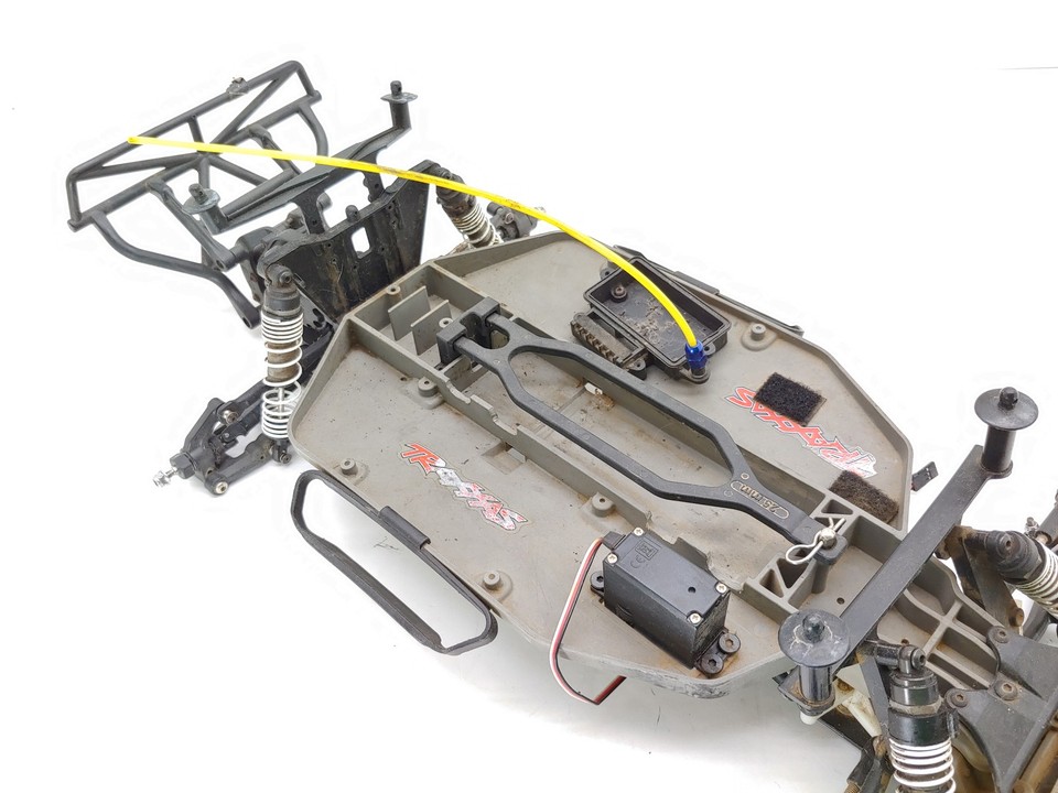 Traxxas Slash 2wd 1/10 Short Course Truck Roller Slider Chassis w ...