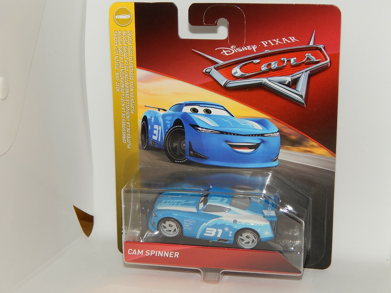 DISNEY PIXAR CARS CAM SPINNER TRIPLE DENT NEXT GEN PISTON CUP 2019