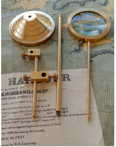 Brass Magnifying Glass with Adjustable Stand Magnifier Vintage Style ...