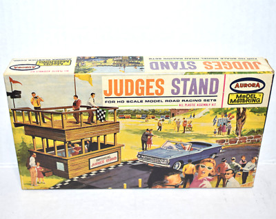 Aurora Judges Stand for HO Scale Model Road Racing Sets Kit No 1451 ...