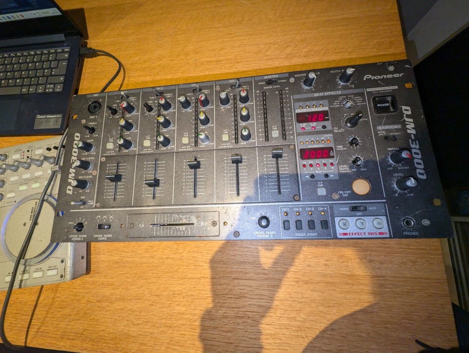 Pioneer DJM 3000 Mixer | eBay UK