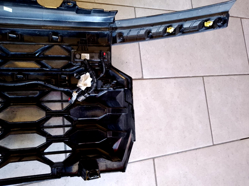 2023-2024 SILVERADO ZR2 GRILLE W CAMERA AND WIRES OEM 86786368 | eBay