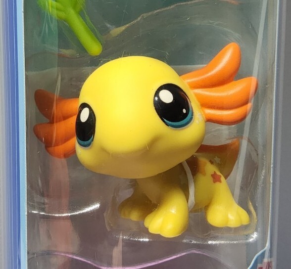 Littlest Pet Shop Gen 7 G7 # 35 Iguana 36 Yellow Axolotl 37 Rhino NIB ...