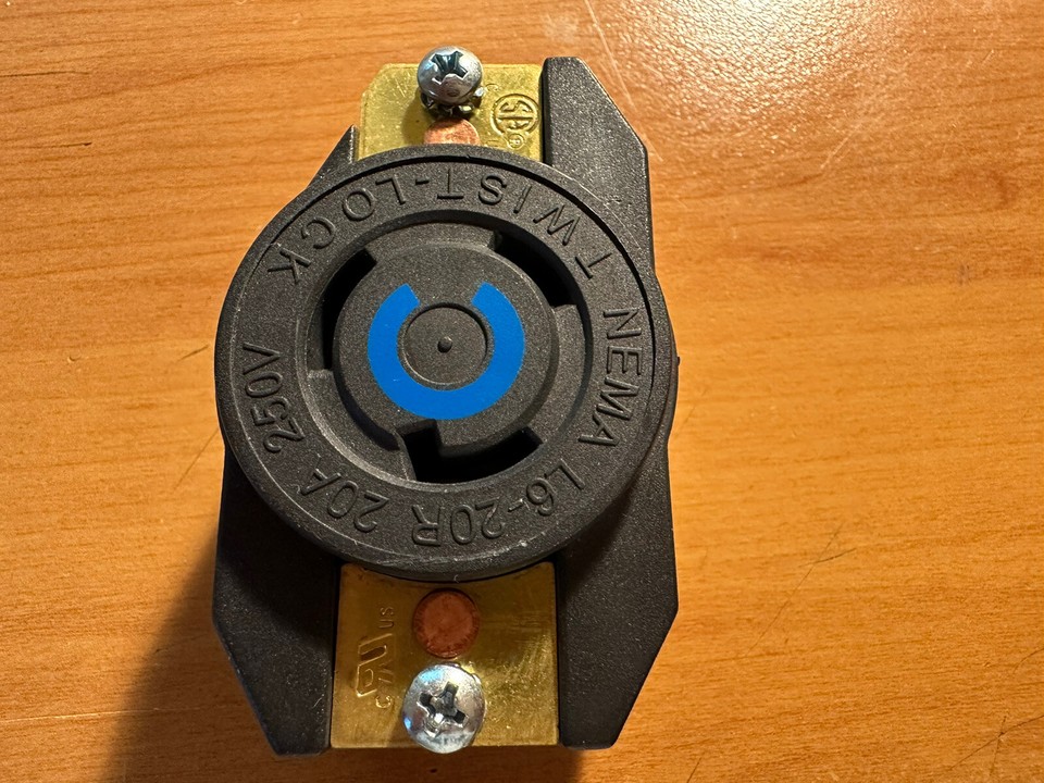 Elcom Nema twist-lock Eno-3122-x l6 L6-20R 20A 250v | eBay