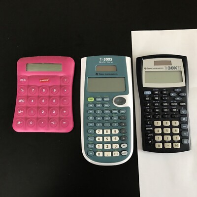 Texas Instruments Calculator Lot TI-30 XS, TI-30XIIS, and a Staples ...