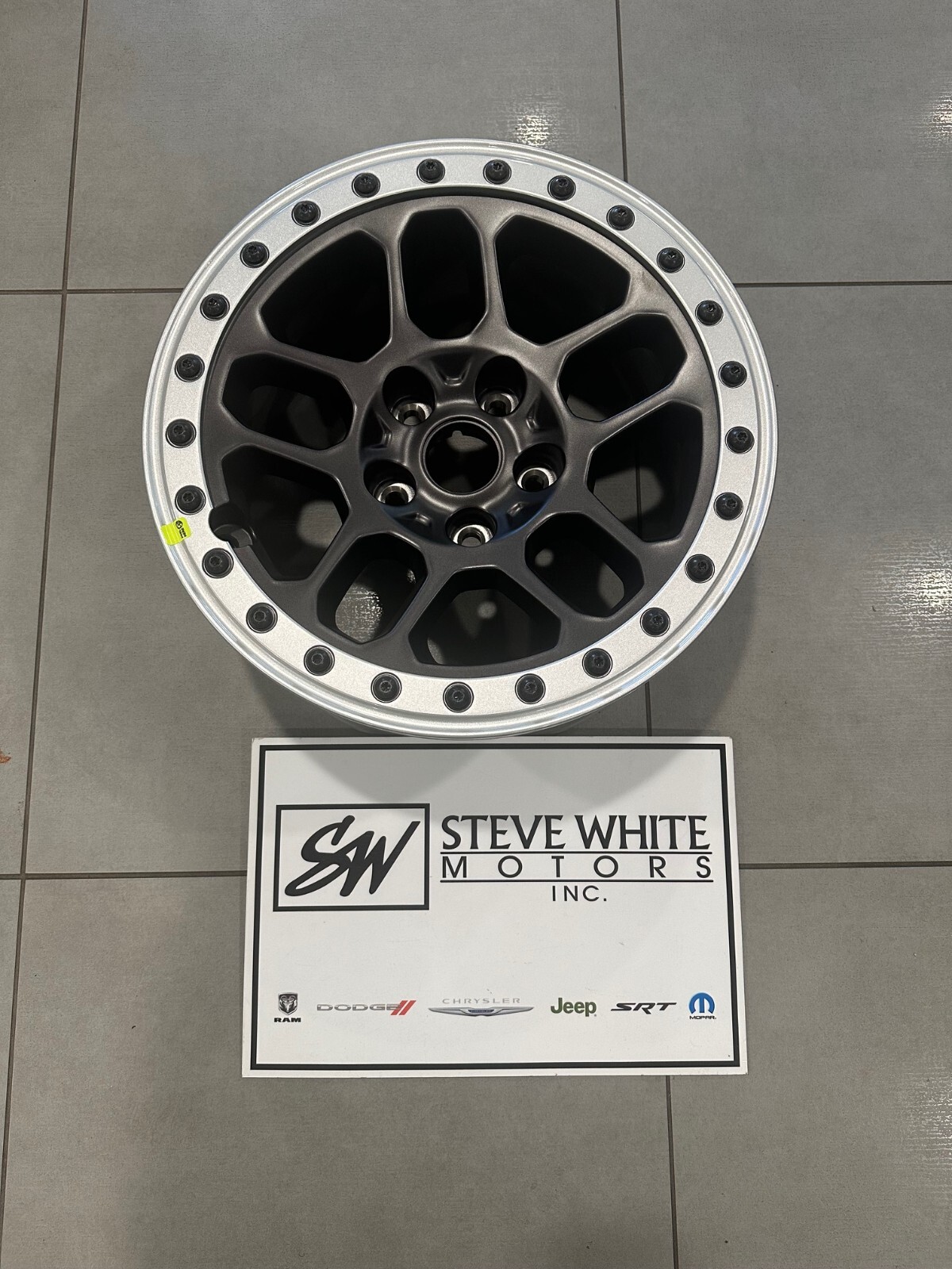 17x8 Jeep Wrangler JK JL Mopar OEM Bead Lock Capable Wheel Black Set Of ...