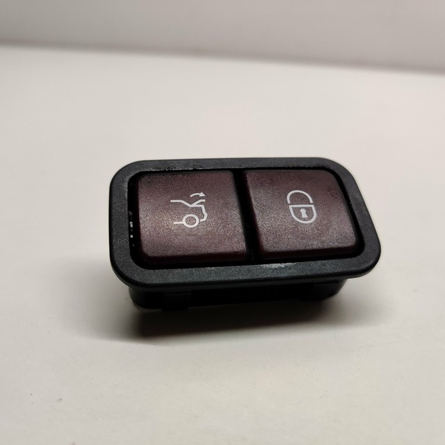 Mercedes-Benz A2208211479 for sale online | eBay