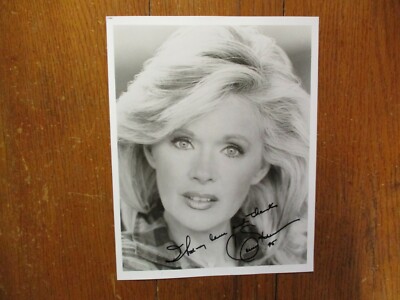CONNIE STEVENS("HAWAIIAN EYE")Signed 8 x 10 Black & White Photo(Cricket ...